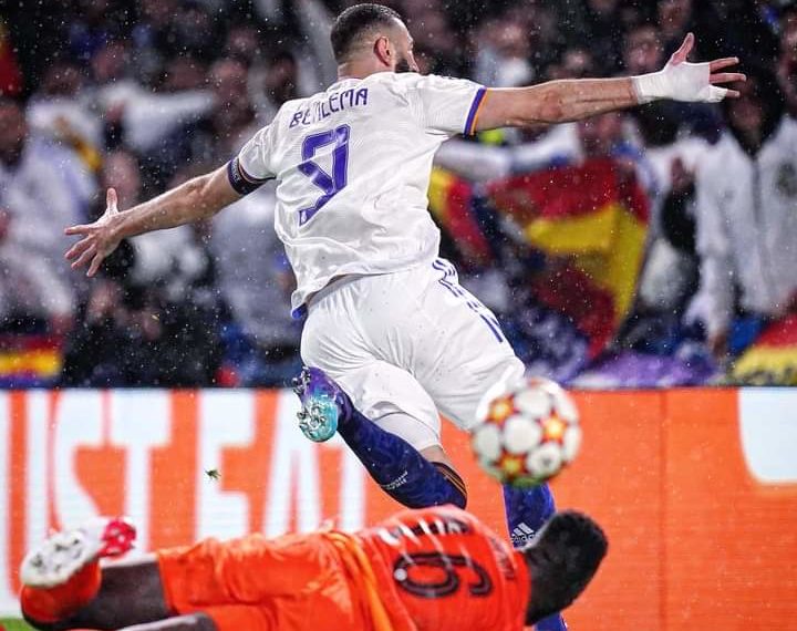 OFFICIEL : LIONEL MESSI C’EST FINI! | Coups Francs